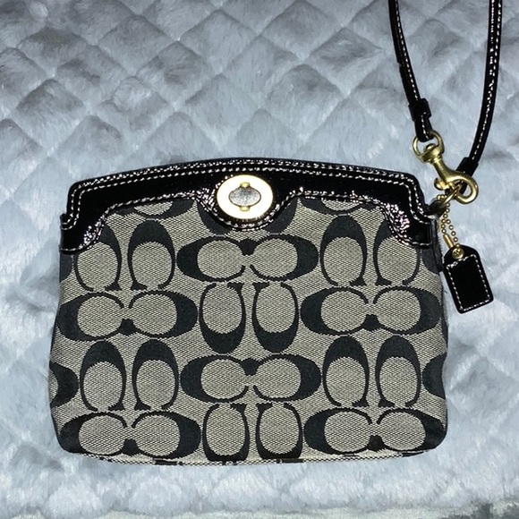 Coach | Bags | Coach Mini Purse Wturnlock Closure Black Like New | Poshmark